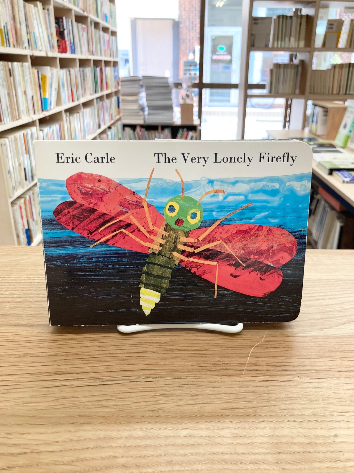 The Very Lonely Firefly/Eric Carle | 埼玉・南浦和の本屋 ゆとぴやぶっくす ネットショップ