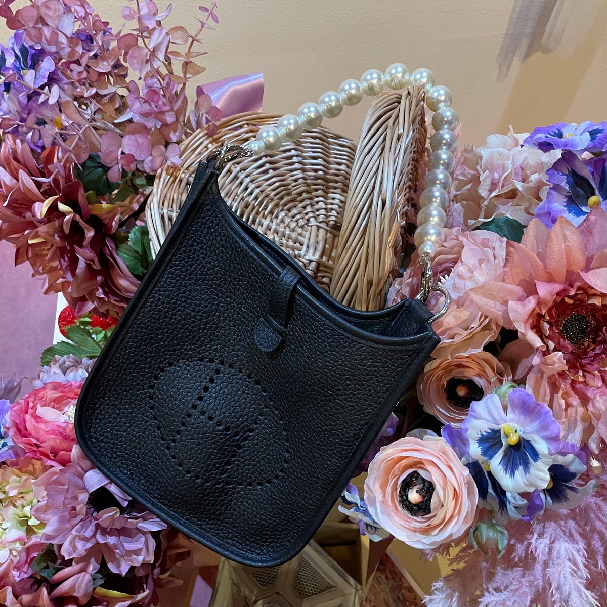 Pearl handle | Bonnecloche