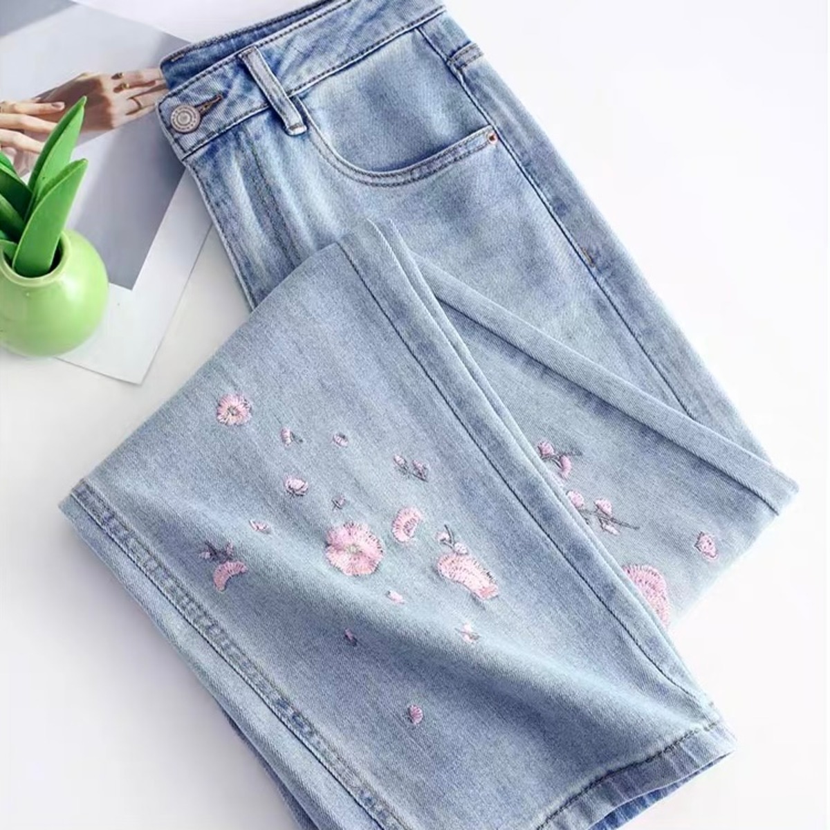 刺繍入りフルレングスストレートデニムパンツ A00462 | SproutStyle