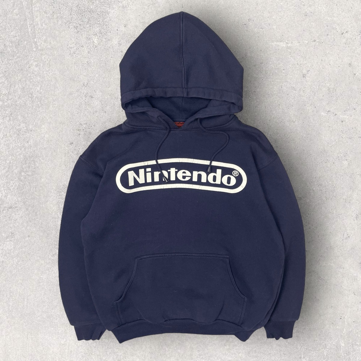 vintage nintendo logo hoodie 00s | focus