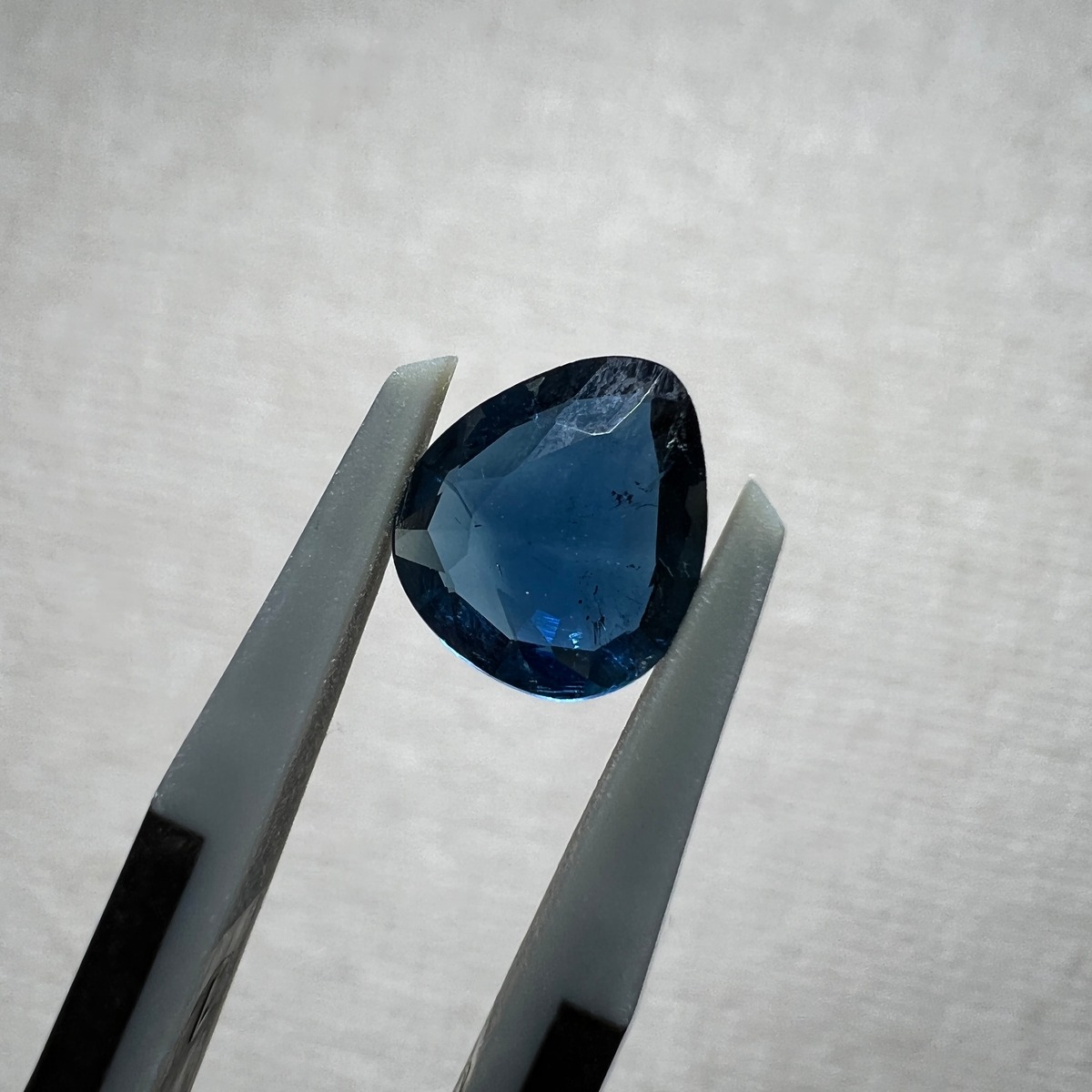 インディゴライト 〜こいいブルーの穏やかな輝き〜 0.82ct | GEMマニ屋