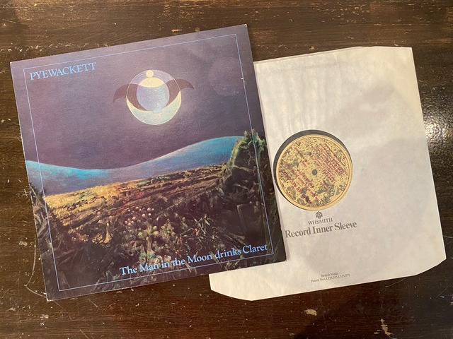 【LP】PYEWACKETT/The Man In The Moon Drinks Claret | SORC 中古アナログレコード専門店
