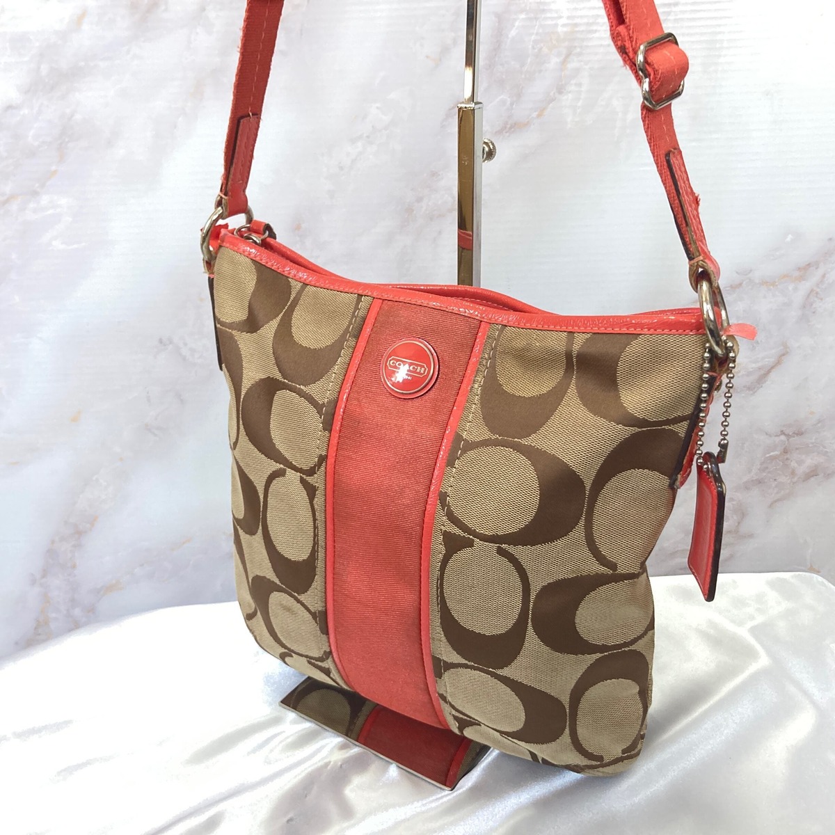 【coach】シグネチャーキャンバス ショルダーバッグ E1376-F21905 | ブランド古着屋 Jesus Judas（ジーザス ジューダス）