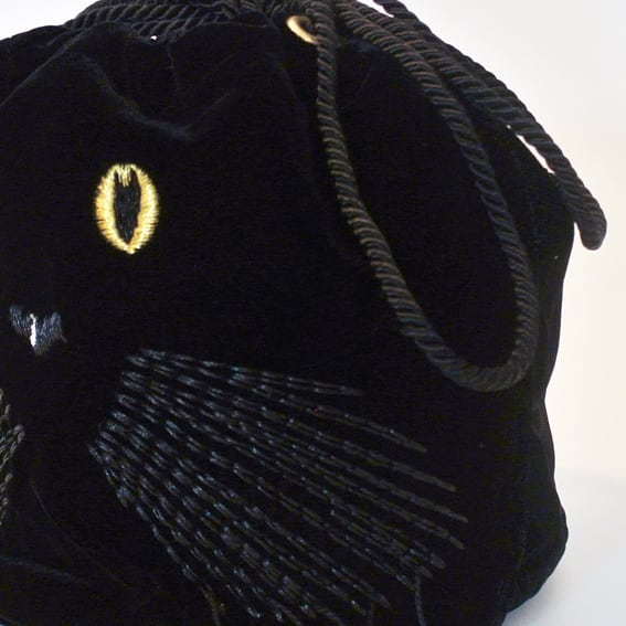 クロネコ巾着 | CAT IN DA HOUSE! ON LINE STORE クロネコ巾着 | CAT IN DA HOUSE! ON LINE STORE