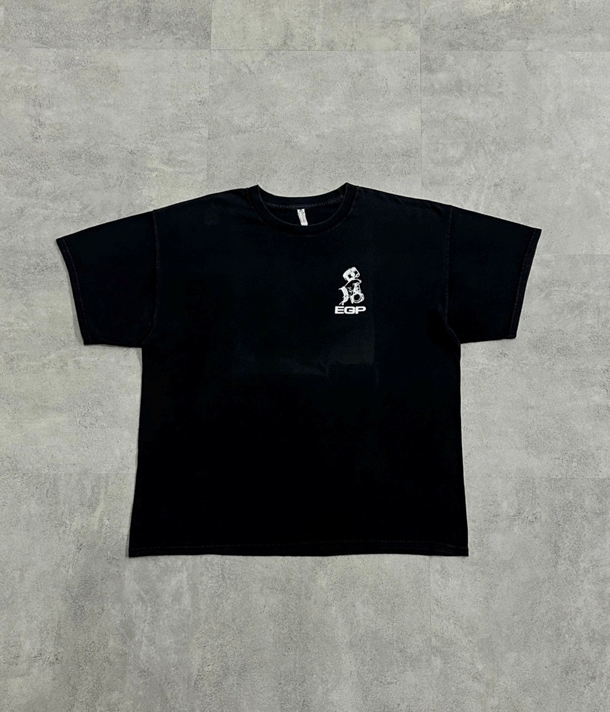 Used 00's T-shit -EGP- | SNATCHED CHAIN.