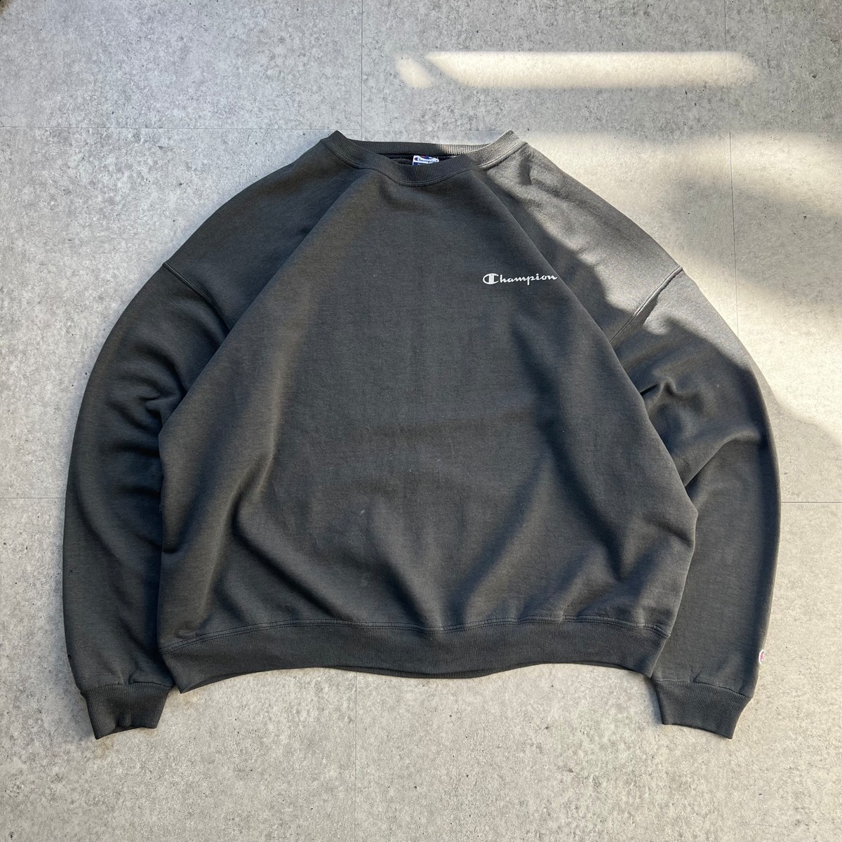 00s " Champion " Logo Print Sweat / 2000年代 チャンピオン ロゴプリントスウェット | オンライン古着 ...