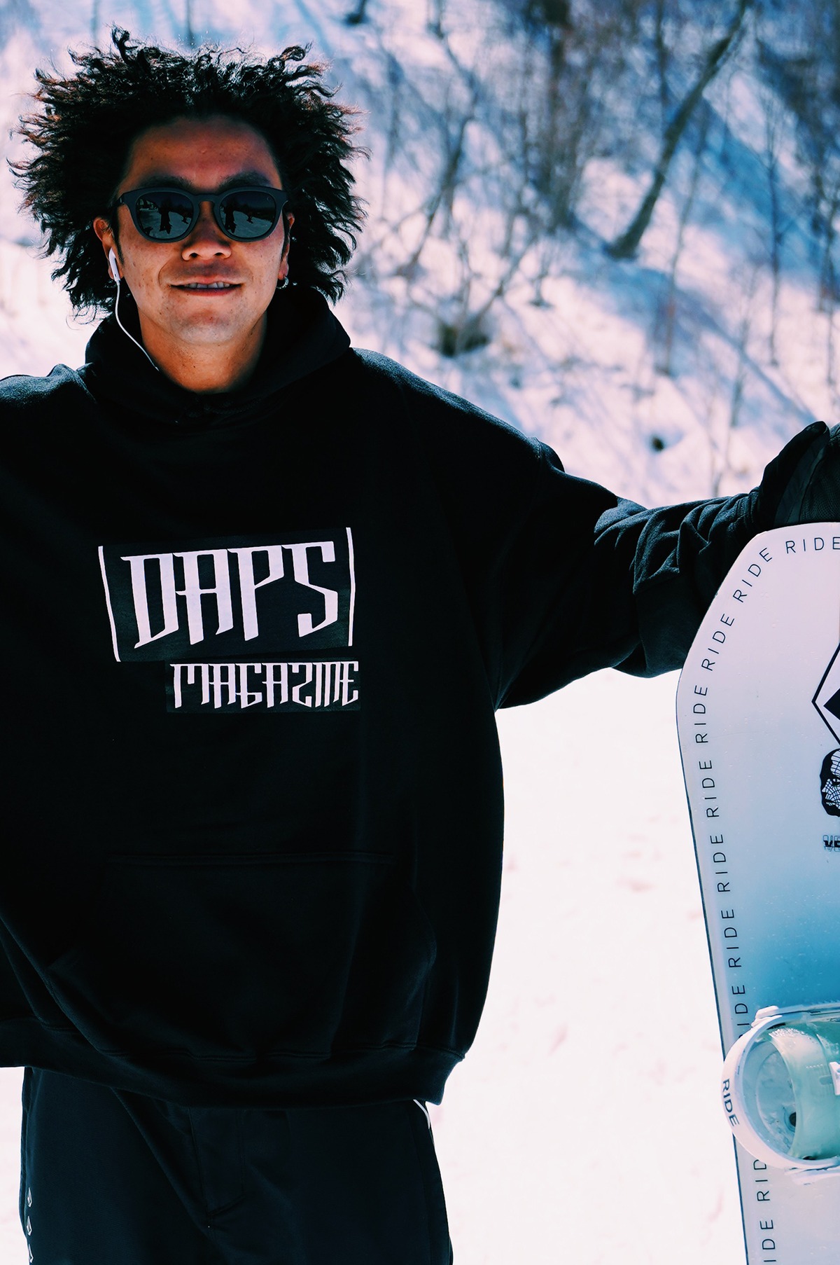DAPS MAGAZINE HOODIE - BLACK | DAPS
