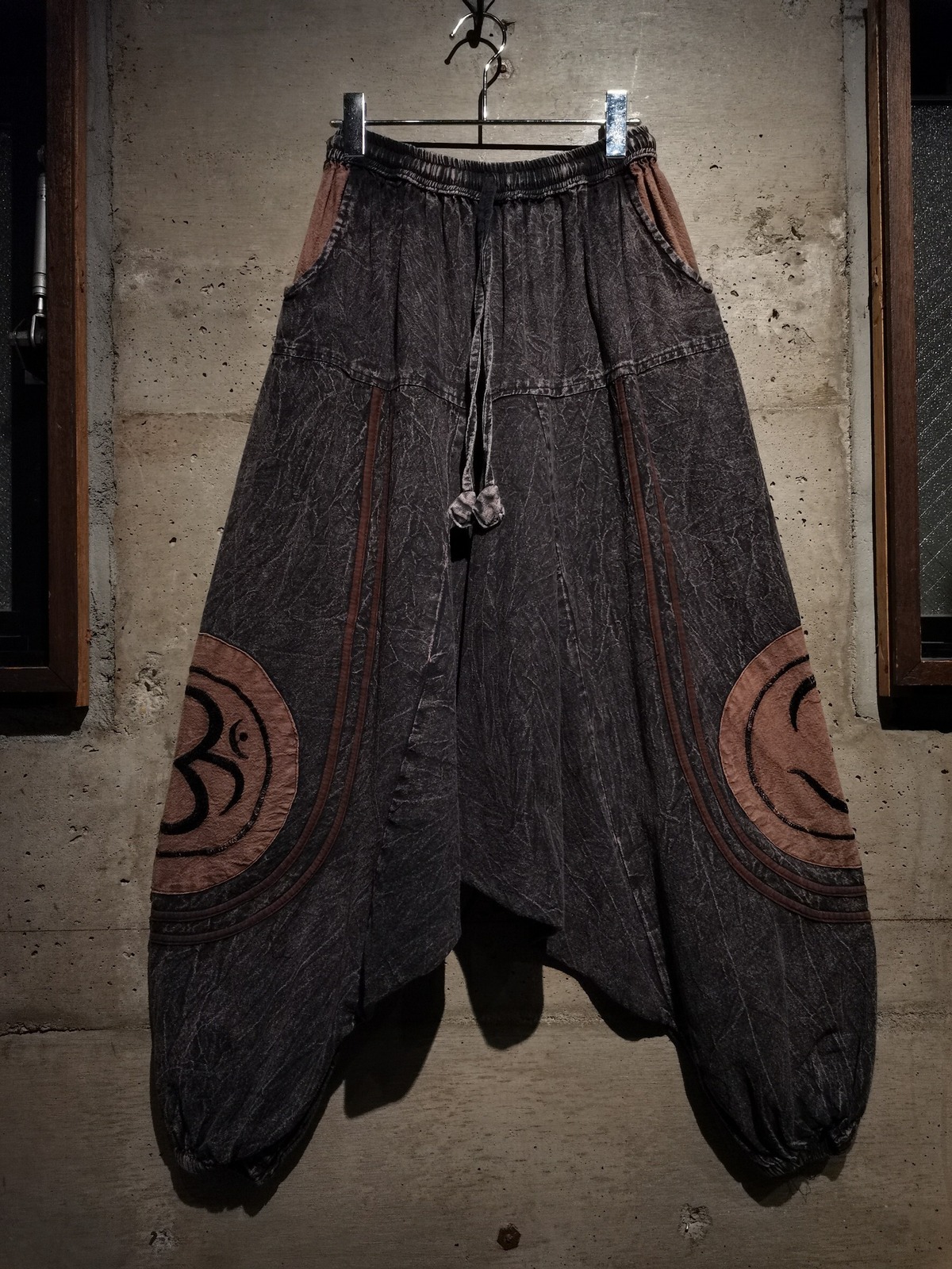 【Caka】Ethnic Patch x Embroidery Design Loose Sarrouel Pants | Caka(カカ ...