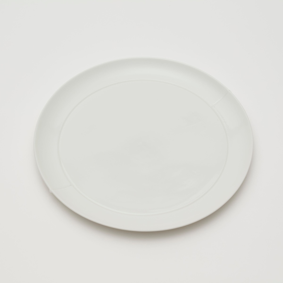 Plate 220/ White - Christien Meindertsma | apt335nyc