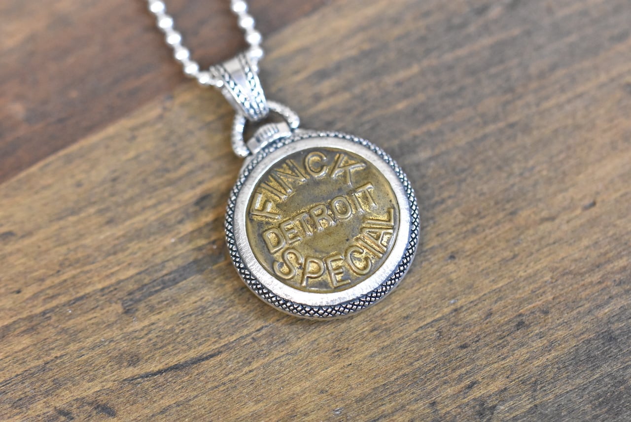 46％割引オレンジ系【高品質】 BUTTON WORKS x LARRY SMITH ラリースミス ネックレス ネックレス アクセサリーオレンジ系-OTA.ON.ARENA.NE.JP