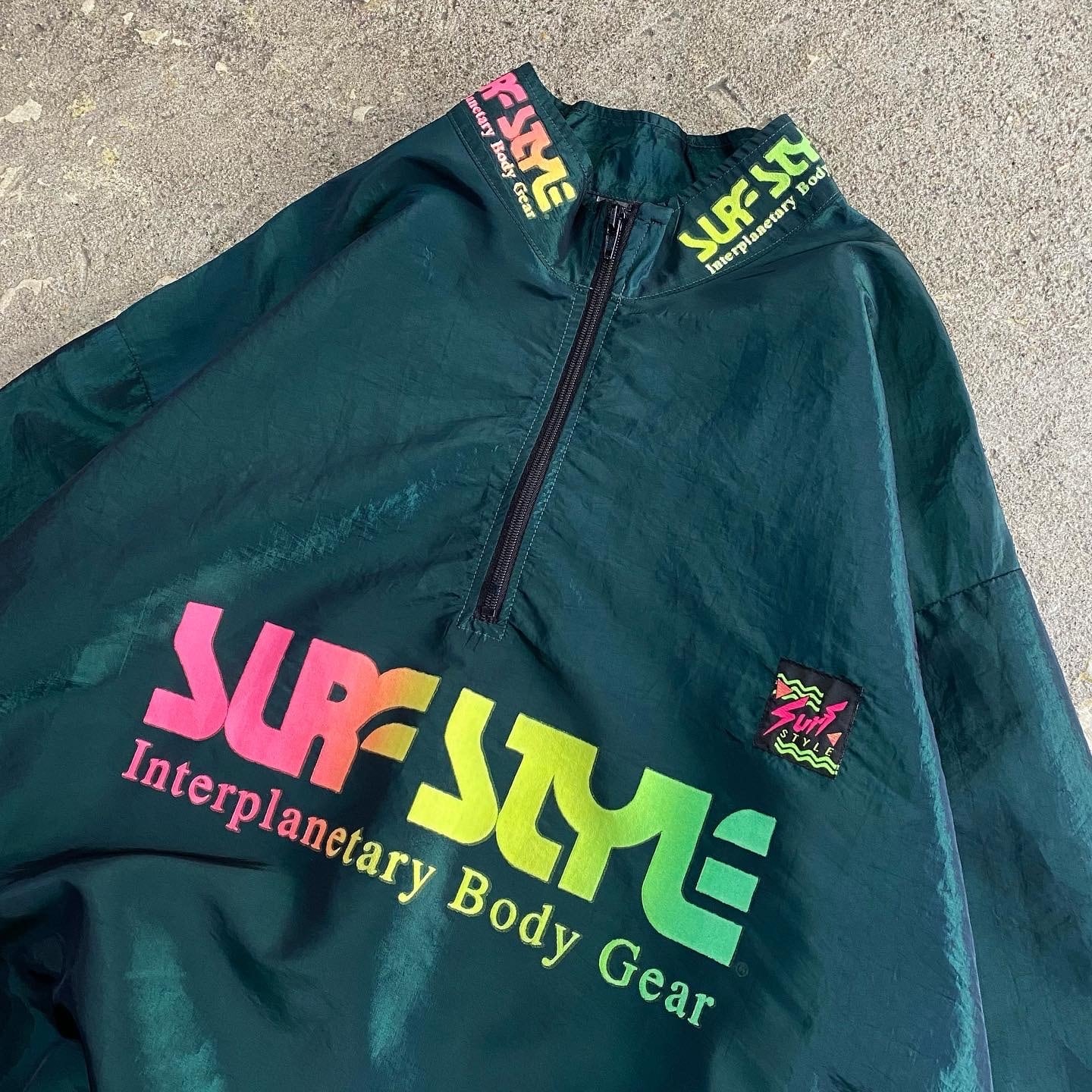 90s surf style pullover nylon jacket | What’z up
