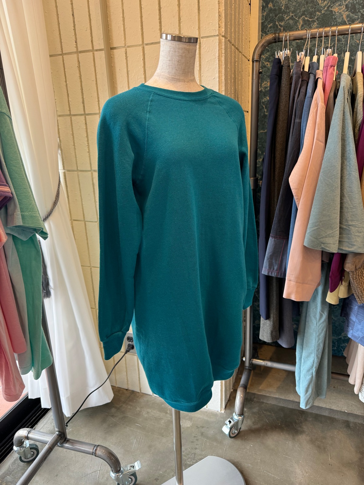 :Unisex:90’s USA STURDY SWEATS BY Lee blue sweatshirt | sanbun