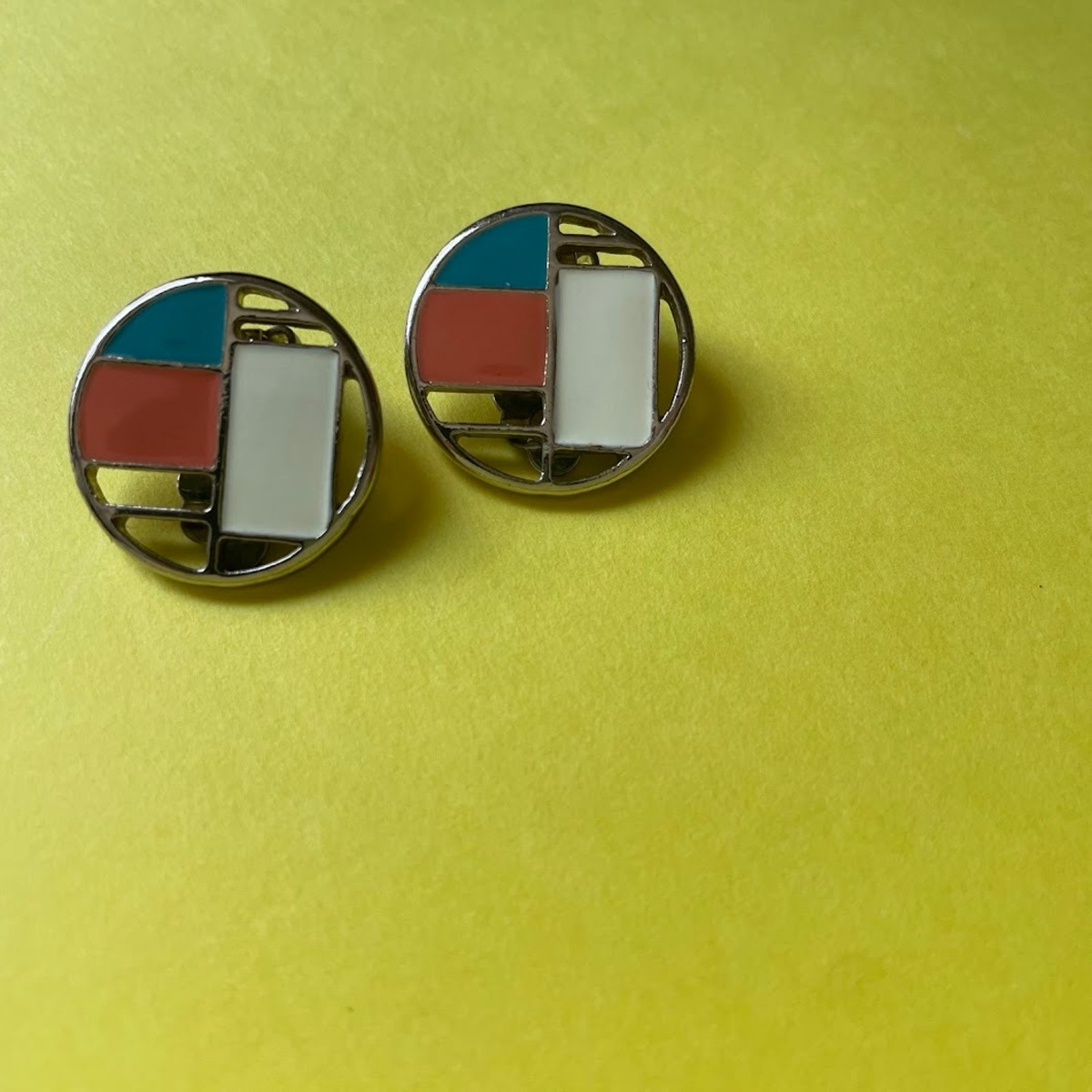 サークル スリーカラー イヤリング 《E-0212》 | ModernLoop ユーズドアクセサリー専門店