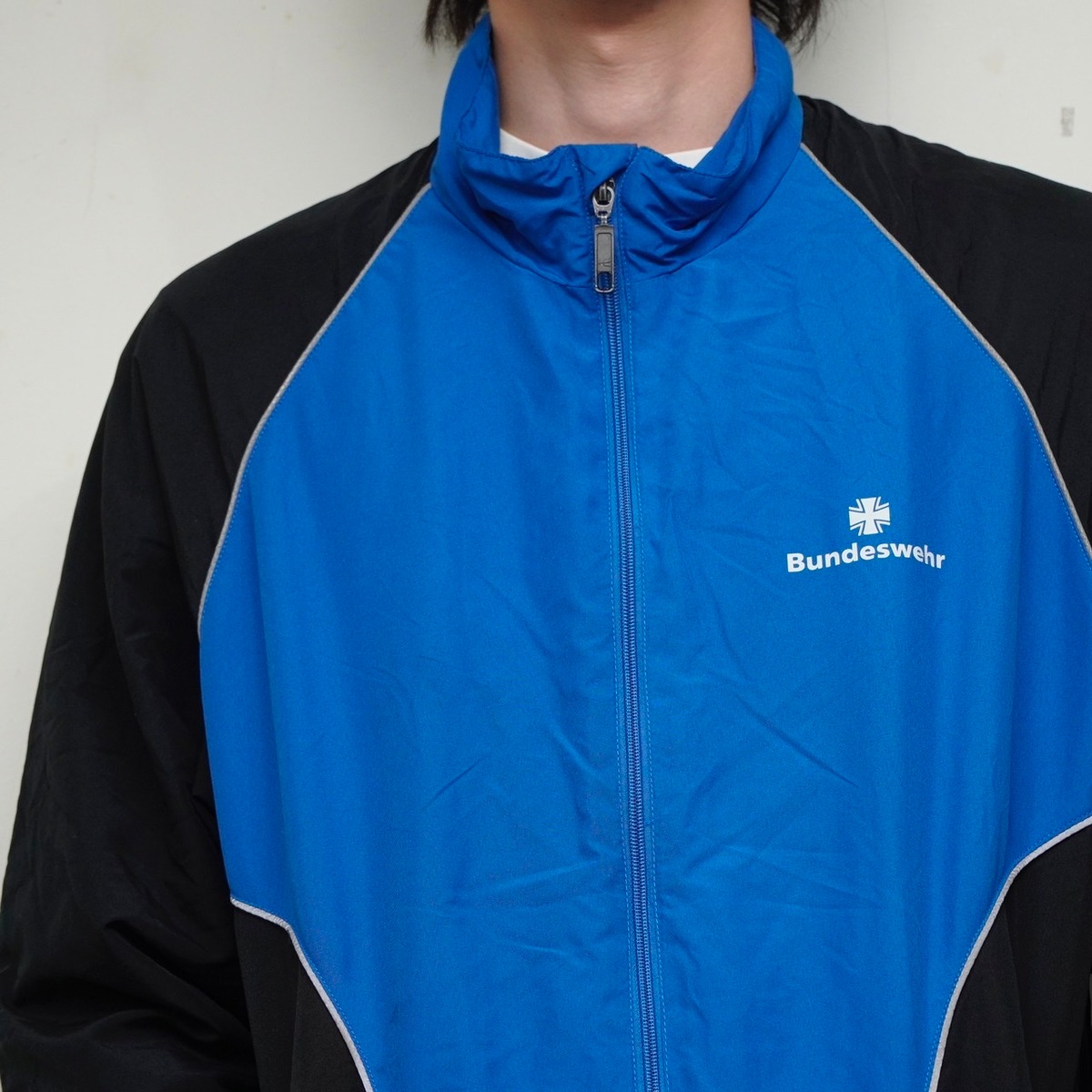 German Military Training Warm Up Jacket | AMICI used vintage clothing store