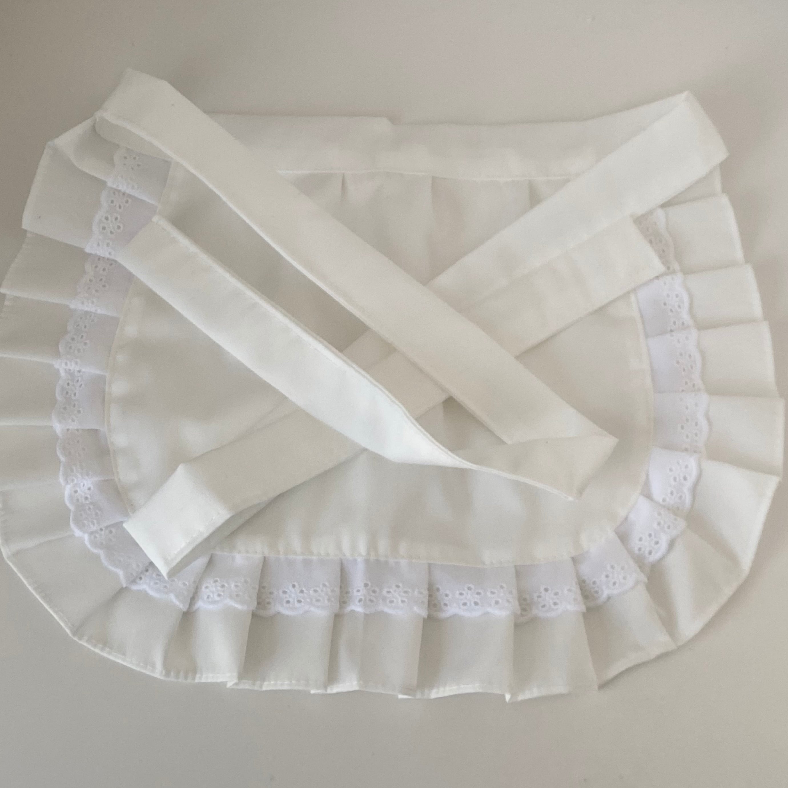 Layered Lace Apron | hydrangea