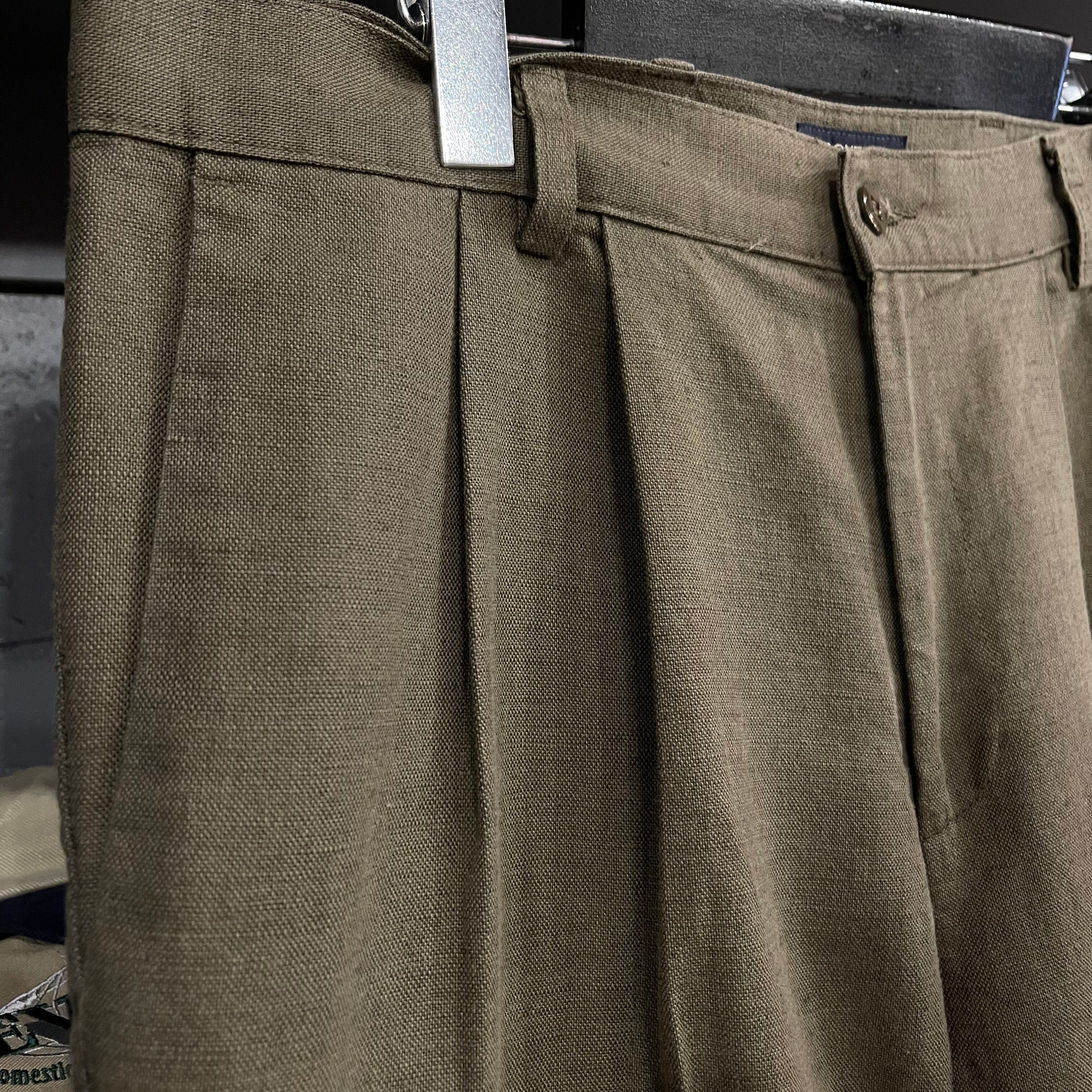 Dockers 2 Tuck Linen Slacks | VOSTOK