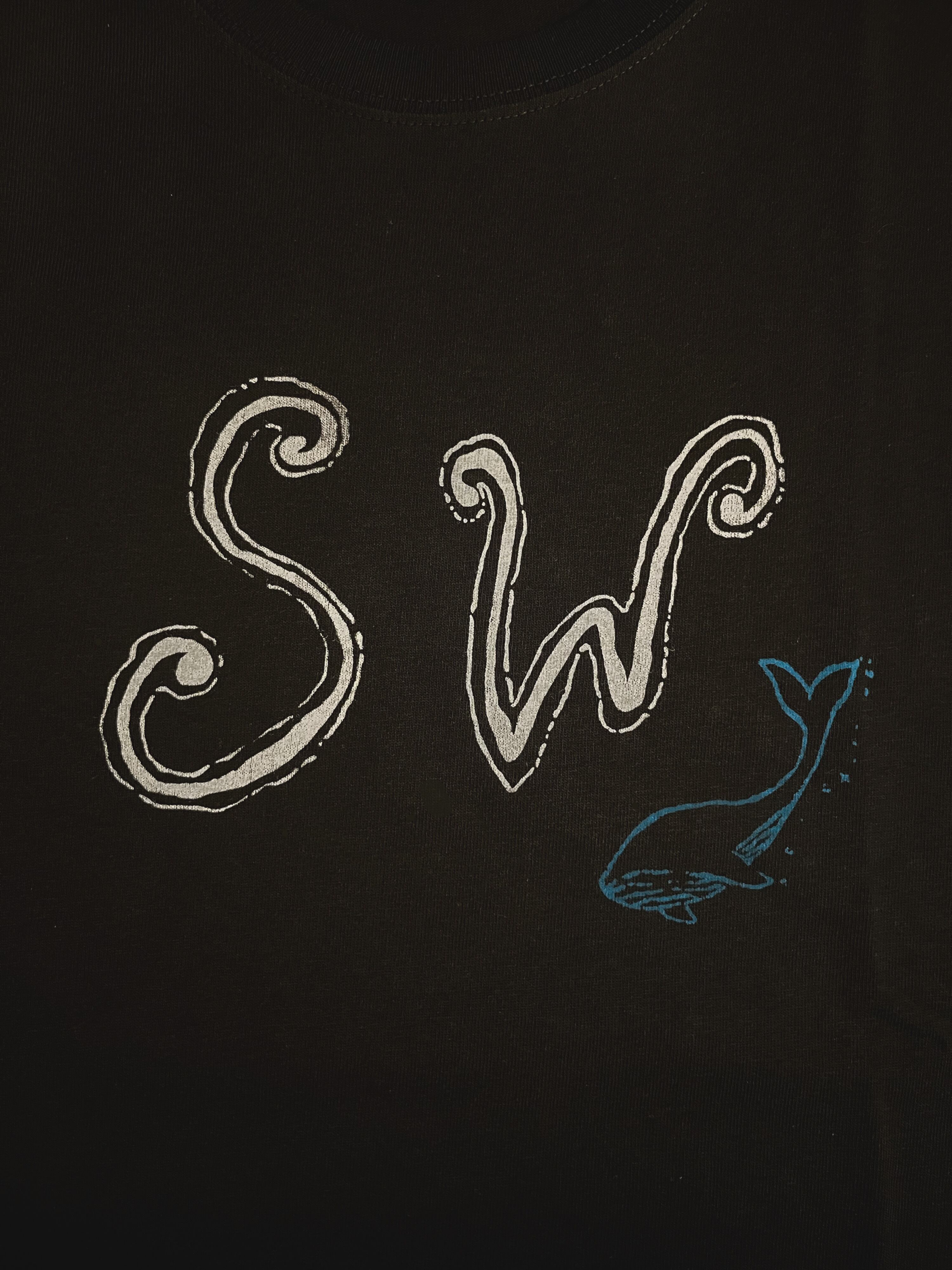SW T-shirt(スミ色) | -Summer Whales- Merch Shop