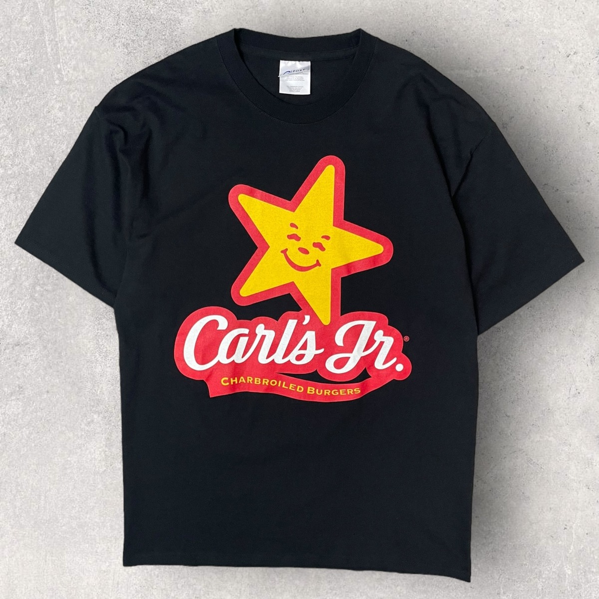 carl's jr. t shirt 00s | focus