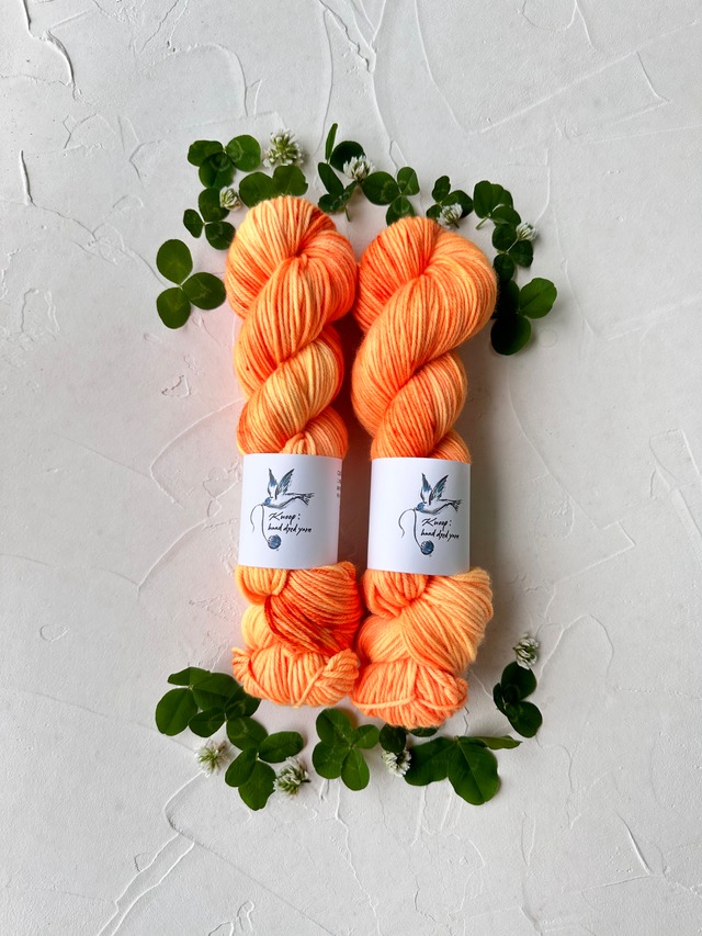 knoop: hand dyed yarn