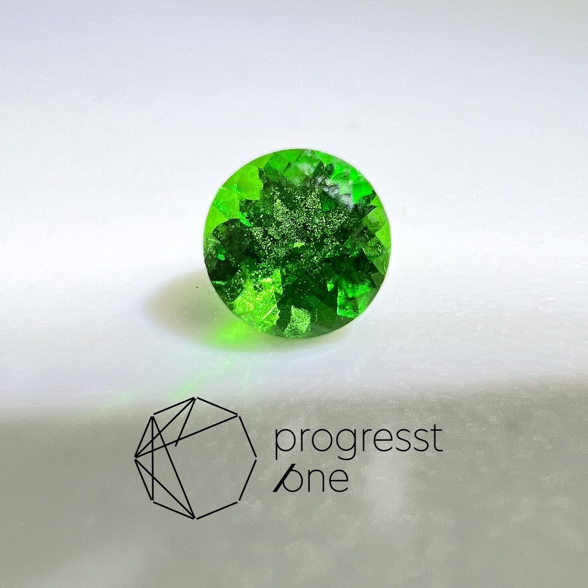 ツァボライトガーネット0.24ct | progresstone