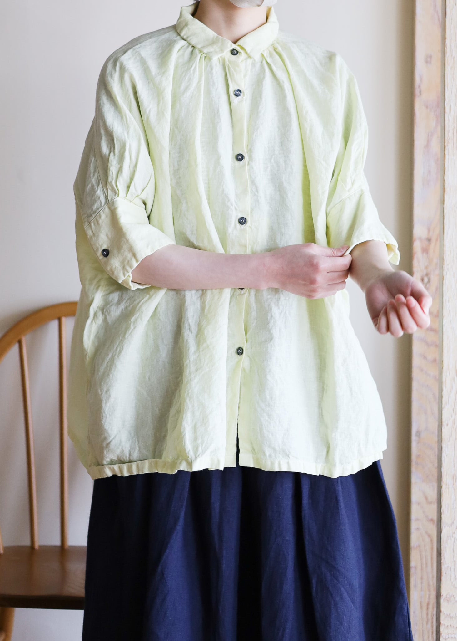 Honnete - Overdyed Irish Linen ハーフスリーブ リネンギャザー Honnete - Overdyed Irish Linen ハーフスリーブ リネンギャザー