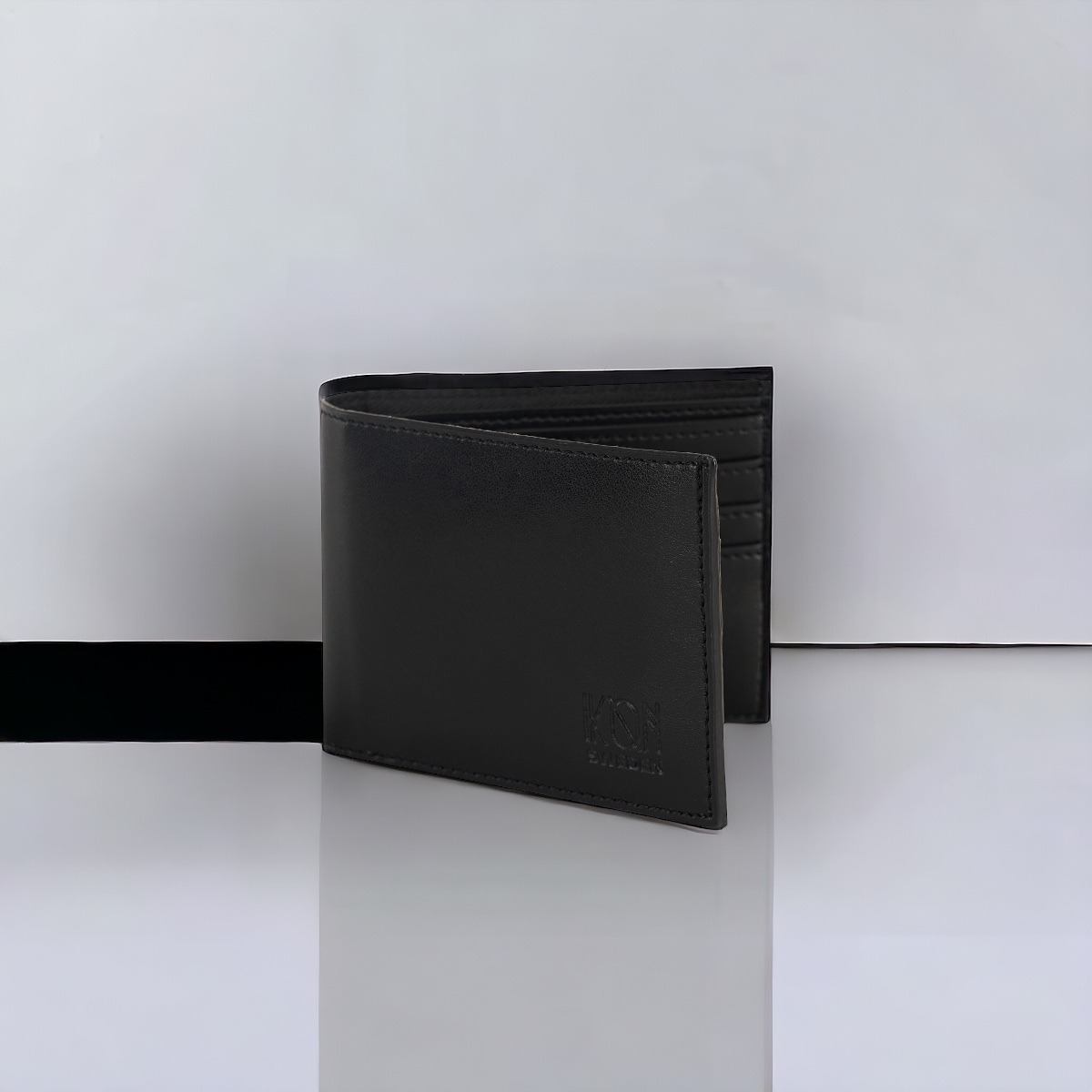 IKON アップルレザークラシックウォレット（ブラック）｜果実のめぐみから生まれたサステナブルデザイン | WIZ COLOR