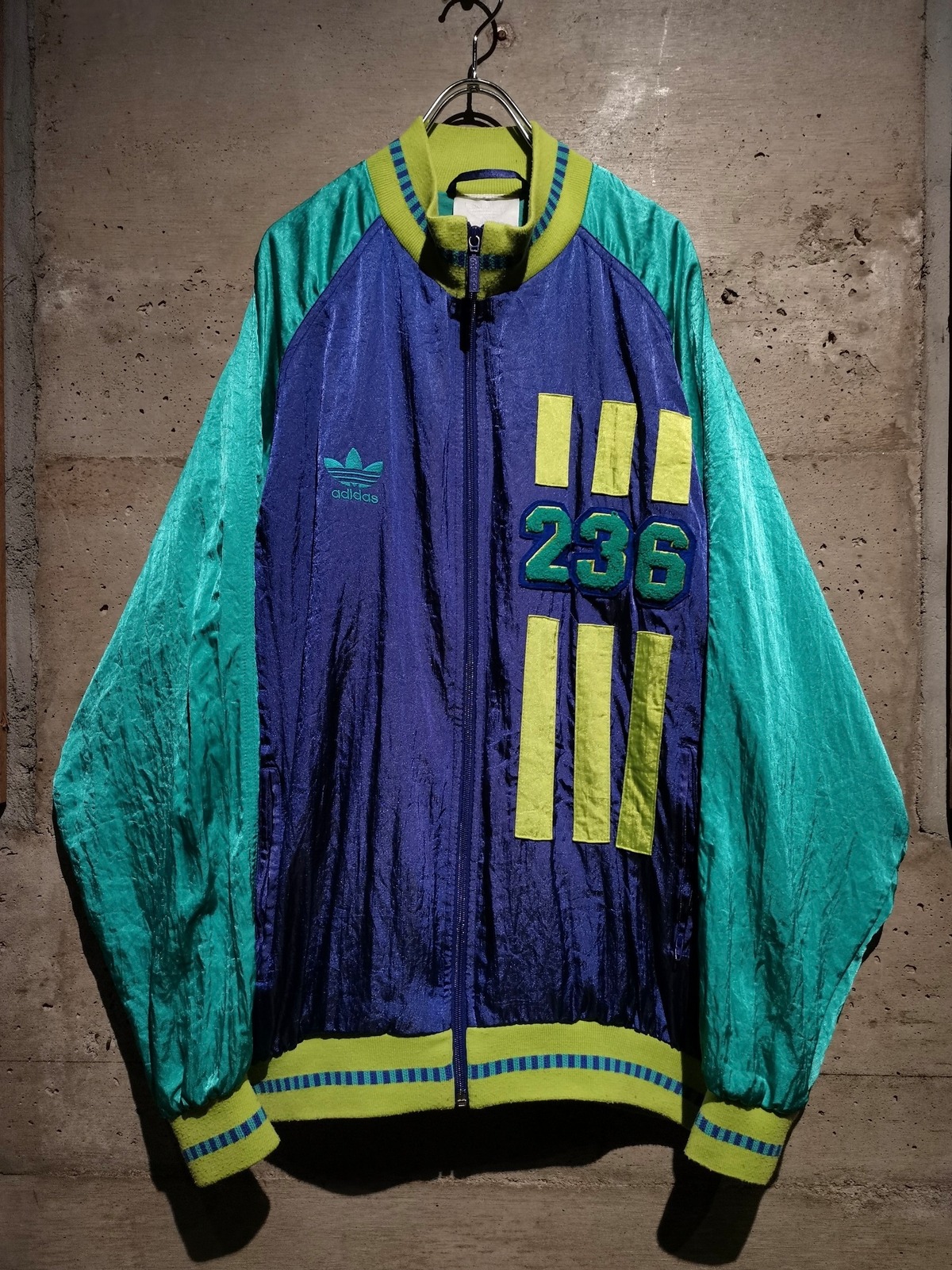 【Caka】"adidas" 80's Euro Vintage Loose Satin Track Jacket | Caka(カカ）下北沢古着屋、セレクトショップ