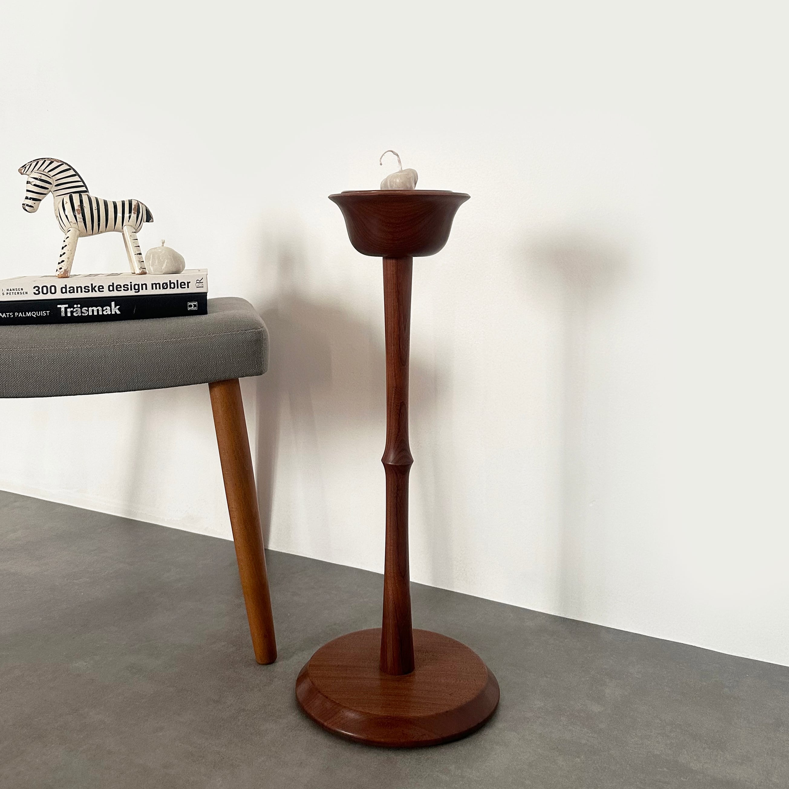 Ashtray stand / OH061 | situraeru