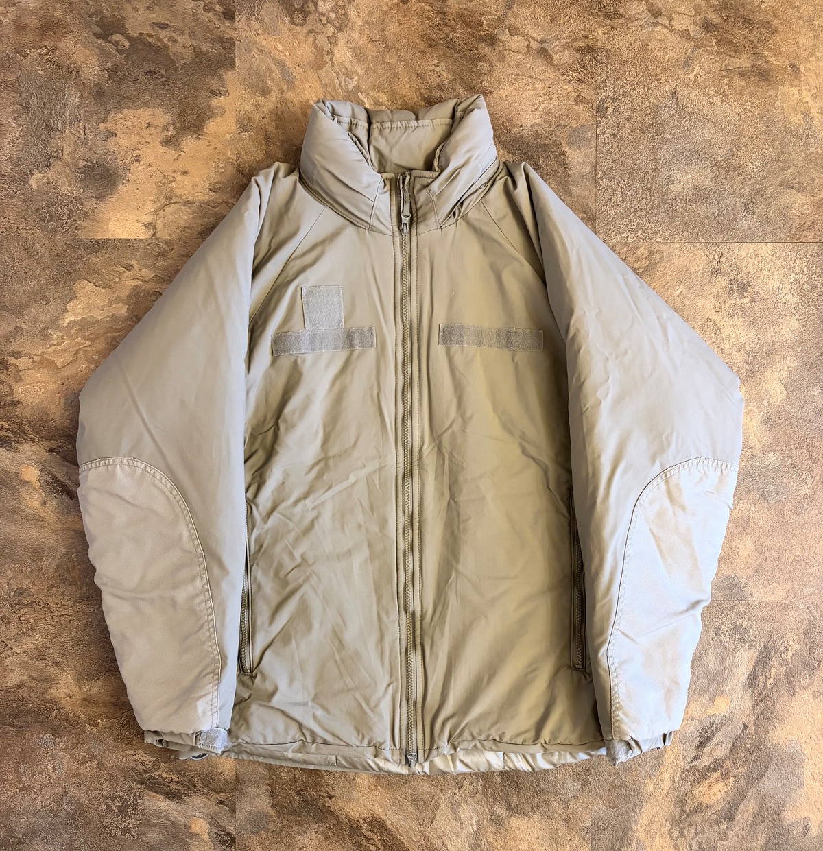 実物米軍ECWCS Gen III Level 7 ジャケット medium-R | enishi vintage