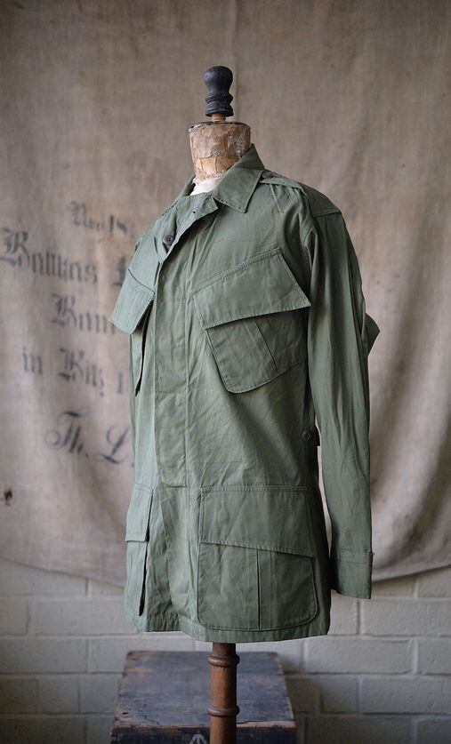 EXTRA'S GARMENT SUPPLY & CO.