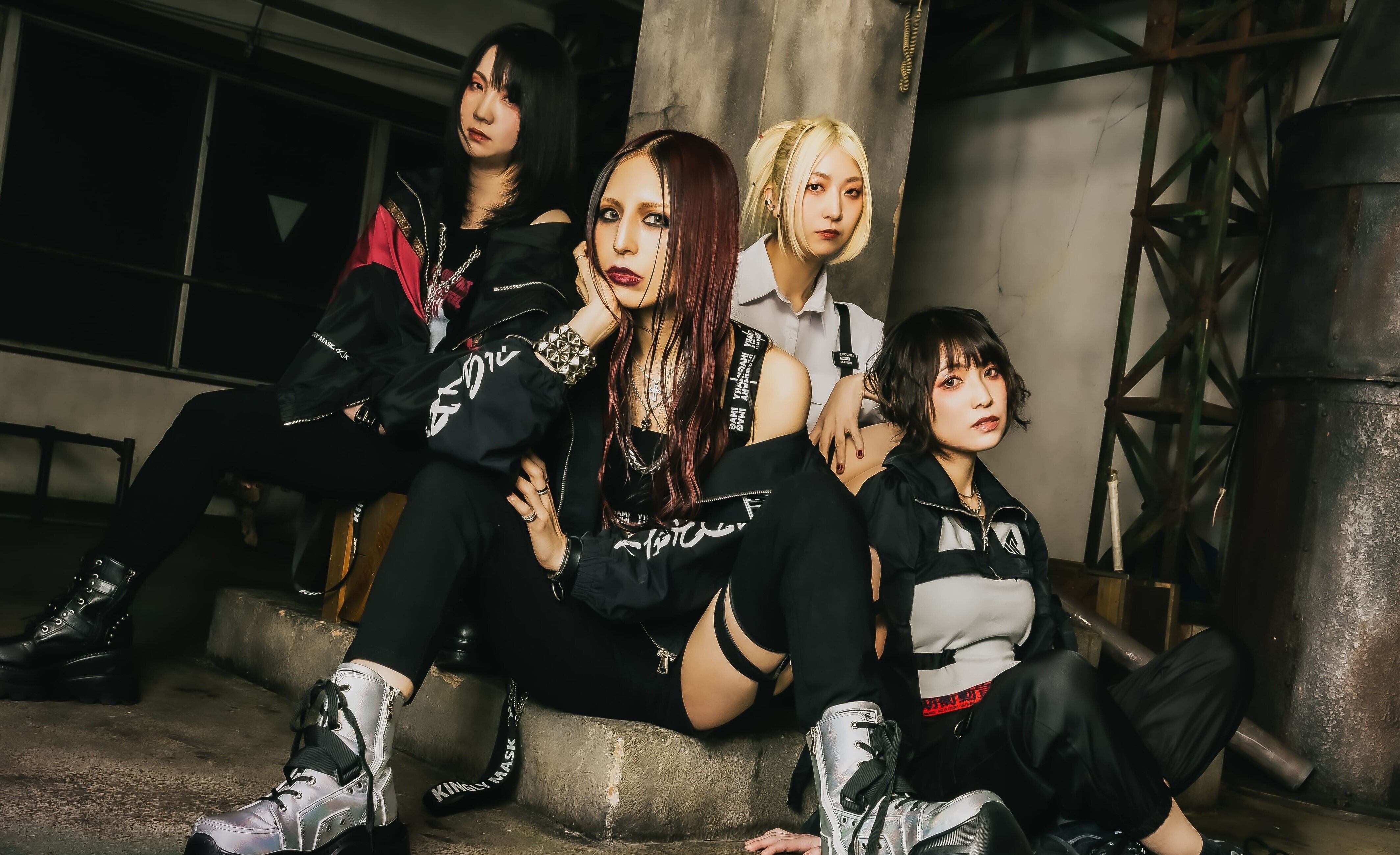 Little Lilith Official WEB SHOP