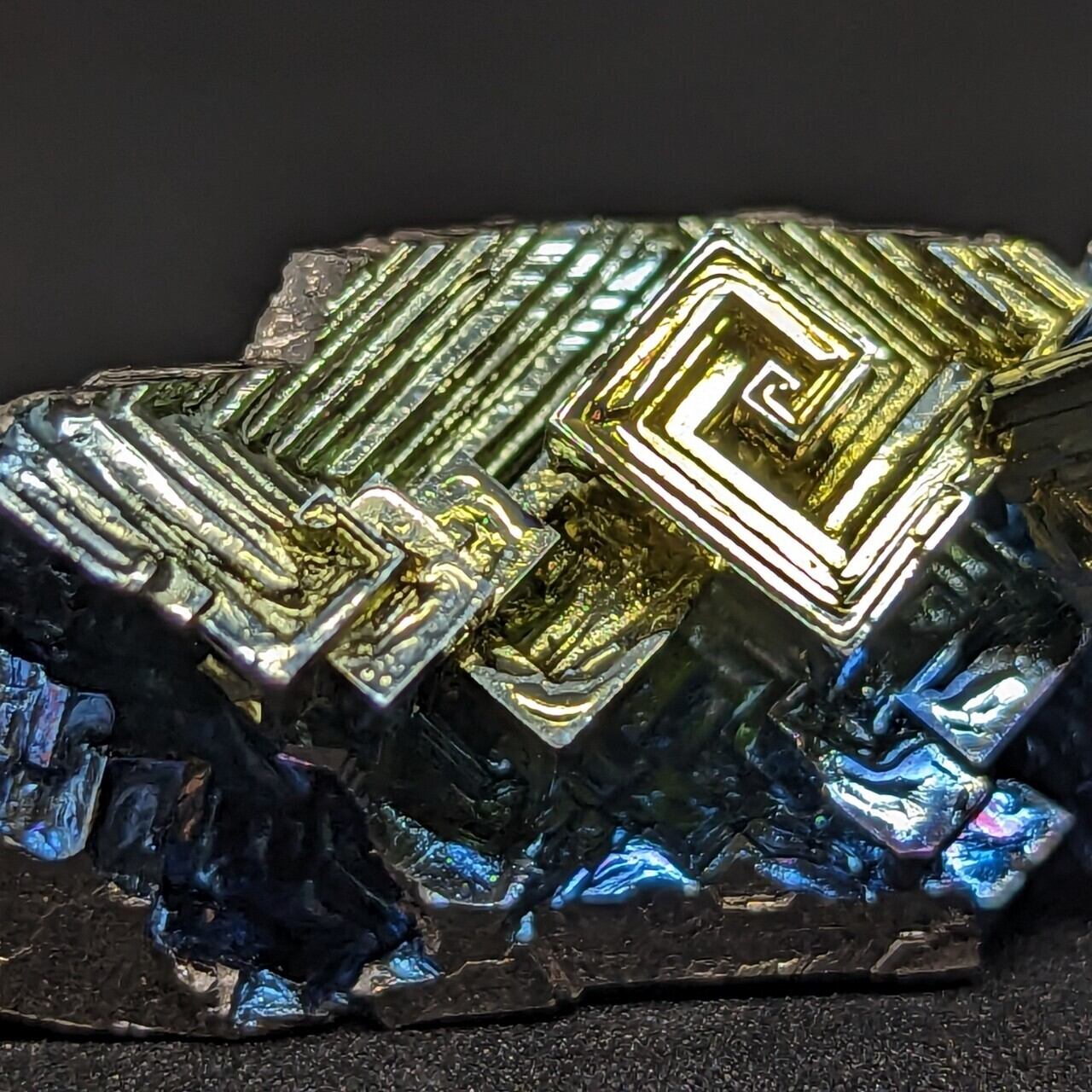 ビスマス専門ショップBi-HOLIC