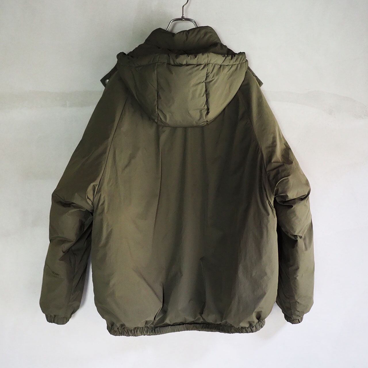 YOKO SAKAMOTOのオリーブカラーのダウンパーカー | 洋服と工芸 YOKO SAKAMOTOのオリーブカラーのダウンパーカー | 洋服と工芸